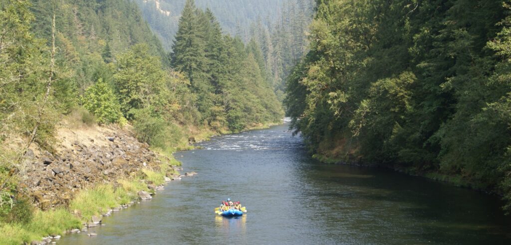 Clackamas River Rafting Day Trip- Oregon River Experiences